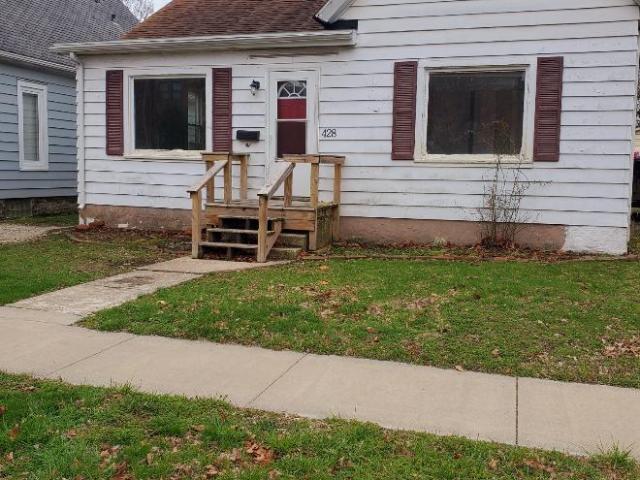 2 Br, 1 bath, Single Family 428 W Chenery St