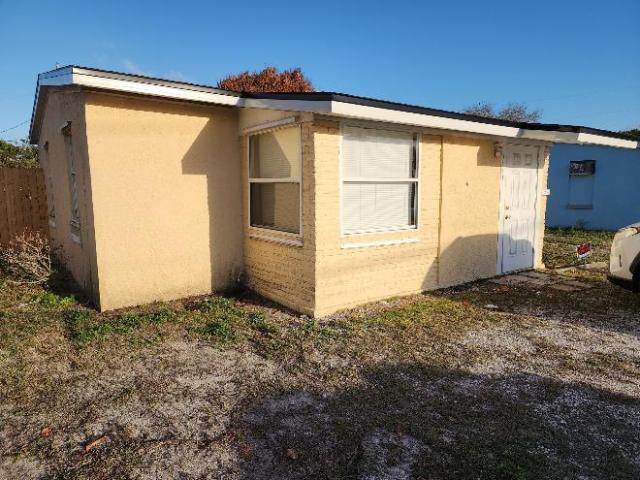 2 Br, 1 bath, Single Family 4316 28th Ave
