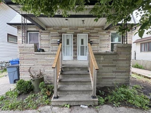 2 Br, 1 bath, Single Family 432 Campbell Avenue