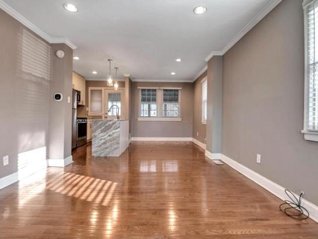 2 Br, 1 bath, Single Family 4332 Gorman Ter Se