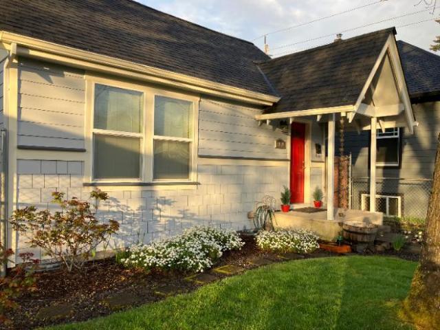 2 Br, 1 bath, Single Family 5515 N Syracuse St