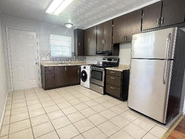 2 Br, 1 bath, Single Family 5689 Atlee Avenue