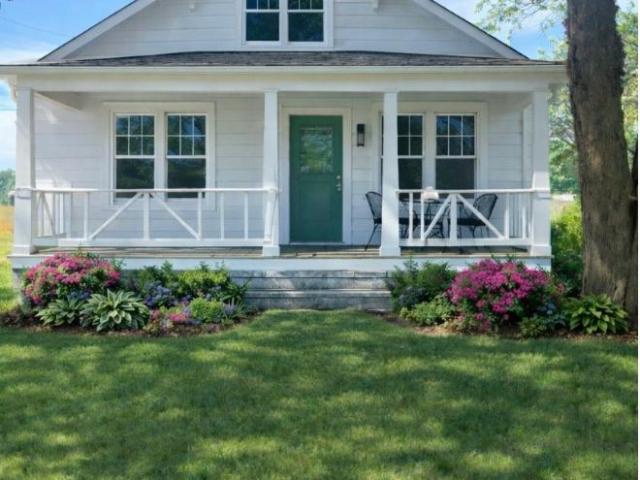2 Br, 1 bath, Single Family 56 Windmill Point Road