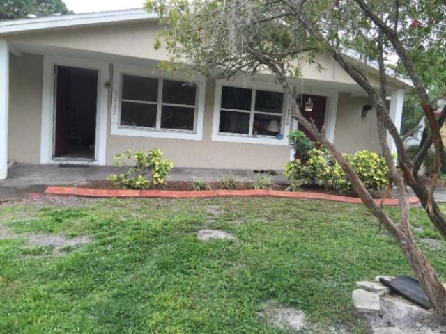 2 Br, 1 bath, Single Family 5712 Quist Dr