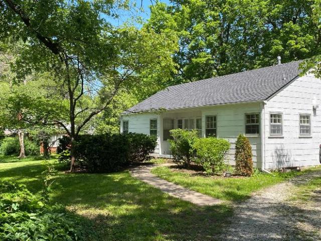 2 Br, 1 bath, Single Family 5801 Goodman St