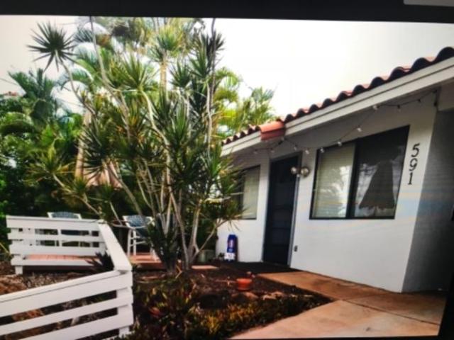 2 Br, 1 bath, Single Family 591 Kumulani Dr