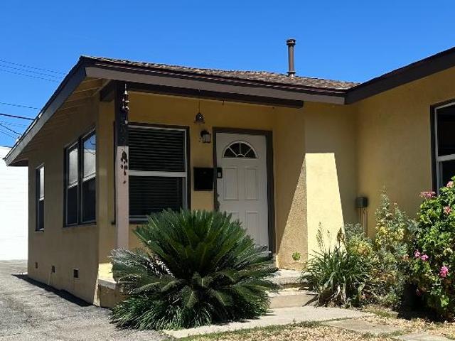 2 Br, 1 bath, Single Family 5921 Cedros Ave
