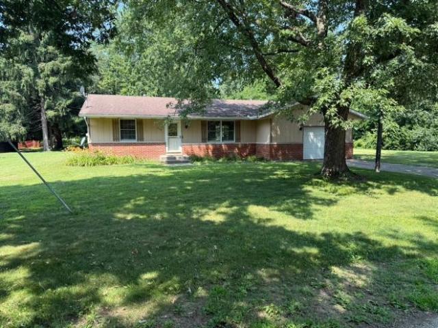 2 Br, 1 bath, Single Family 506 Daisy St SE
