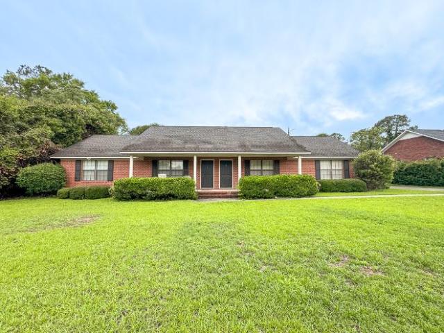 2 Br, 1 bath, Single Family 513 Park Avenue