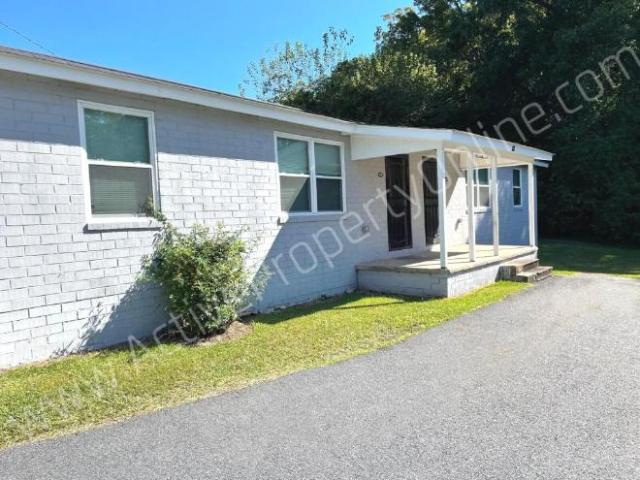 2 Br, 1 bath, Single Family 510 Woodard Ave