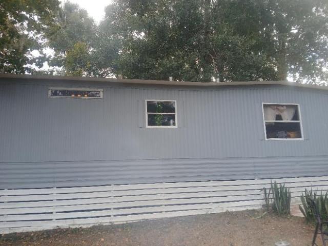 2 Br, 1 bath, Single Family 5110 SE 112th St Rd