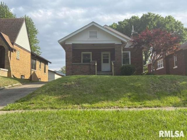 2 Br, 1 bath, Single Family 512 Board Pl