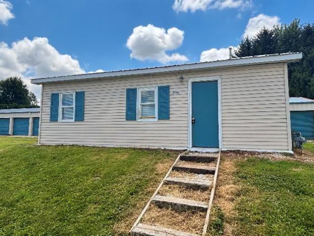 2 Br, 1 bath, Single Family 5130 W Paradise
