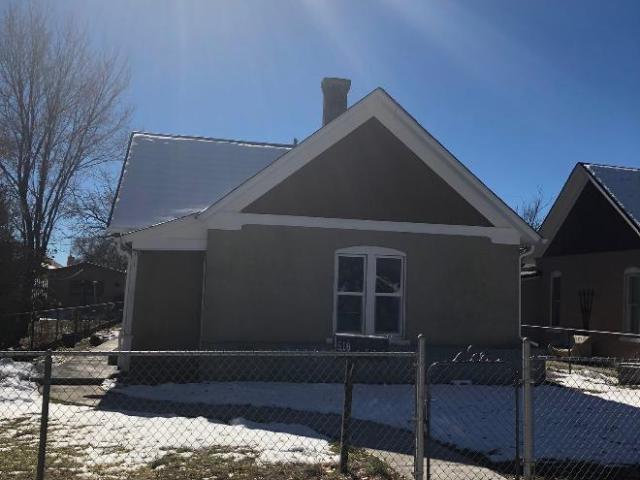 2 Br, 1 bath, Single Family 518 8th St