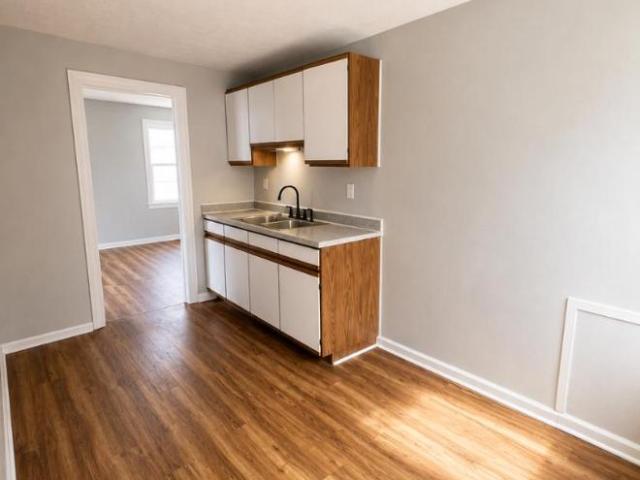 2 Br, 1 bath, Single Family 525 East 222nd Street