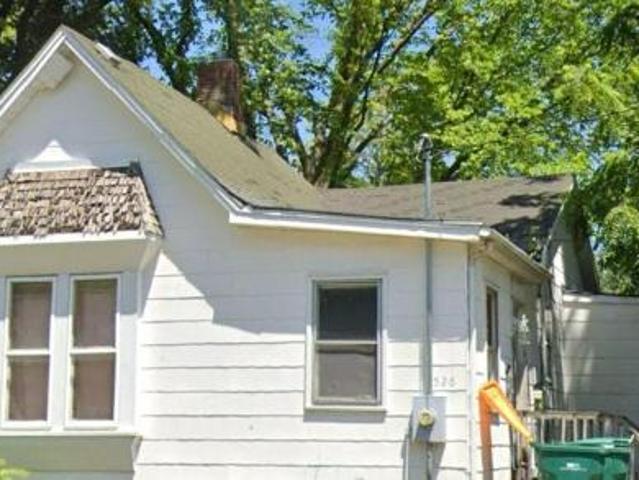2 Br, 1 bath, Single Family 526 W Chandler St