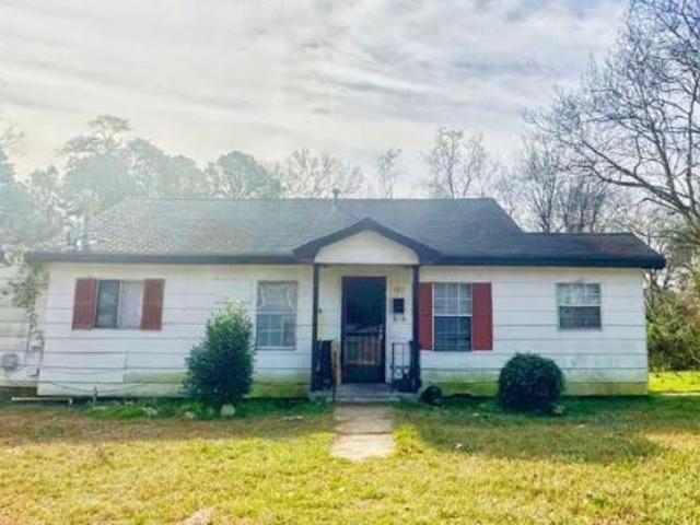 2 Br, 1 bath, Single Family 533 Stillwood Dr