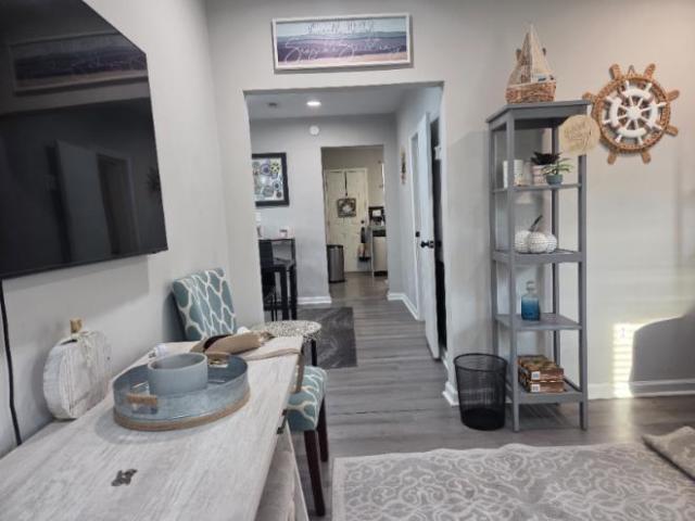 2 Br, 1 bath, Single Family 5 Central Street
