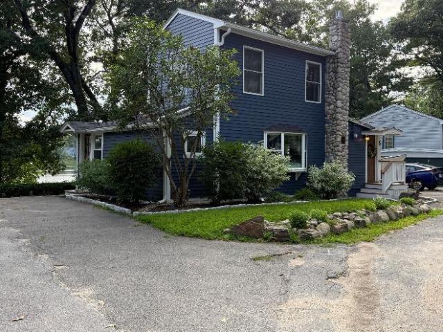 2 Br, 1 bath, Single Family 5 Rock Pond Ave