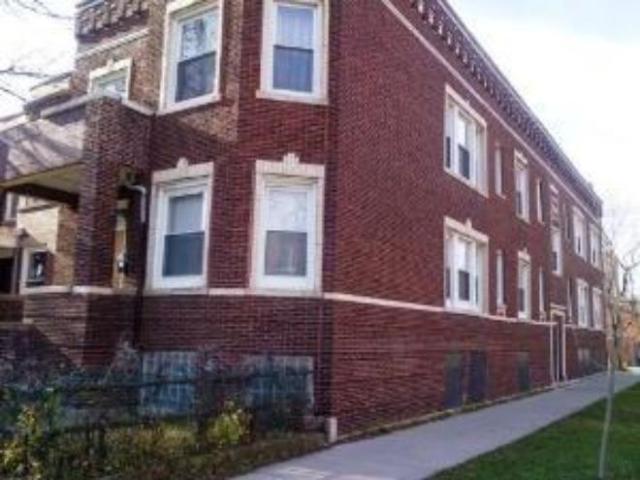 2 Br, 1 bath, Single Family 6500 S Marshfield Ave