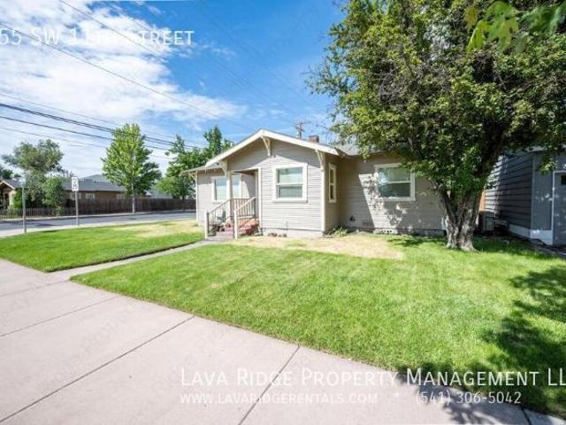 2 Br, 1 bath, Single Family 655 SW 11th Street