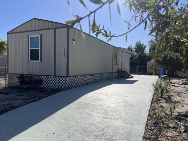 2 Br, 1 bath, Single Family 6610 Limerick Ave