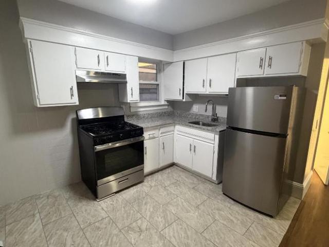 2 Br, 1 bath, Single Family 66 Columbus Avenue