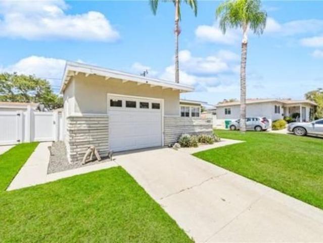 2 Br, 1 bath, Single Family 6721 E La Marimba St