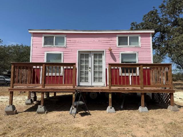 2 Br, 1 bath, Single Family 685 Englehart Rd