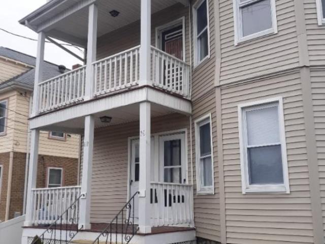 2 Br, 1 bath, Single Family 68 Humphrey St