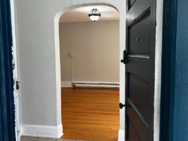 2 Br, 1 bath, Single Family 601 Clay Avenue
