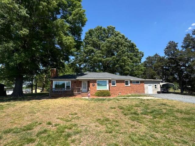2 Br, 1 bath, Single Family 6047 Suits Rd