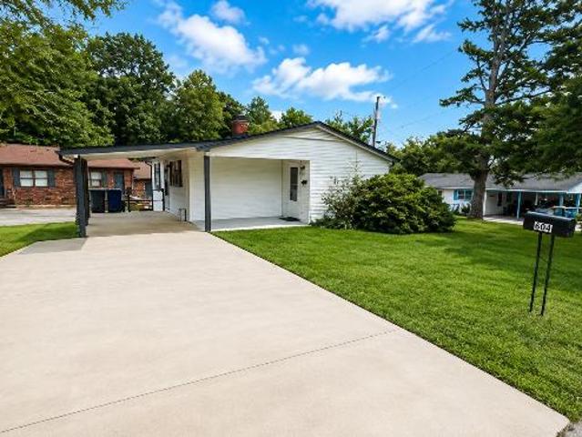 2 Br, 1 bath, Single Family 604 S Spruce St