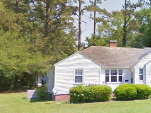 2 Br, 1 bath, Single Family 605 Rhodes Ave