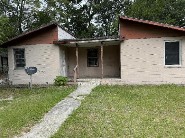 2 Br, 1 bath, Single Family 606 Cypress Street