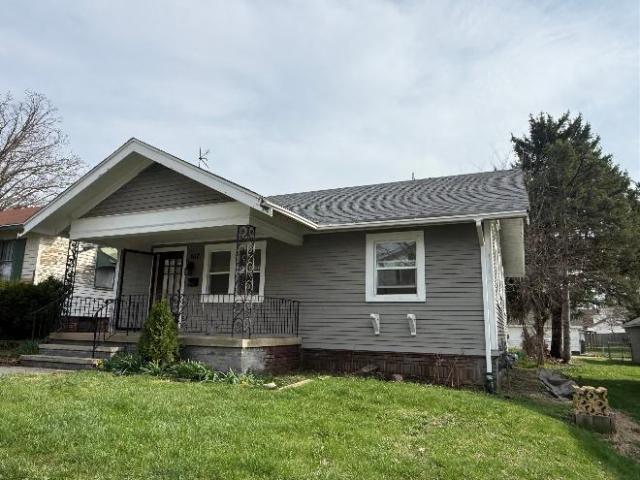 2 Br, 1 bath, Single Family 617 Florence Ave