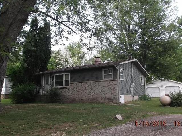 2 Br, 1 bath, Single Family 6183 S Fairfax Road