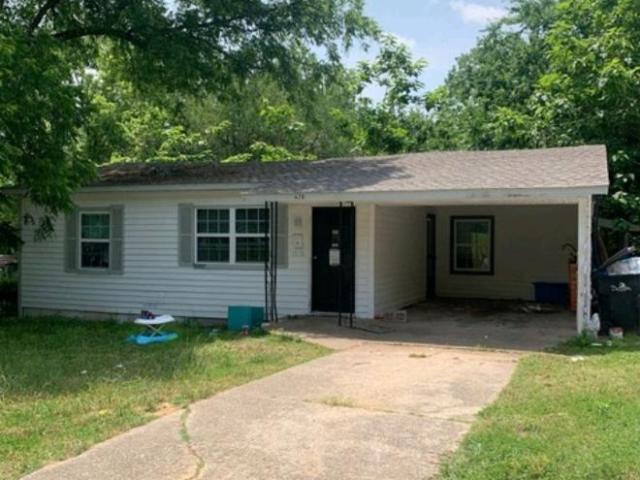 2 Br, 1 bath, Single Family 620 East Sears Street