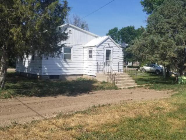2 Br, 1 bath, Single Family 622 3rd Ave East