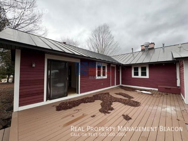 2 Br, 1 bath, Single Family 62 Lyme Road