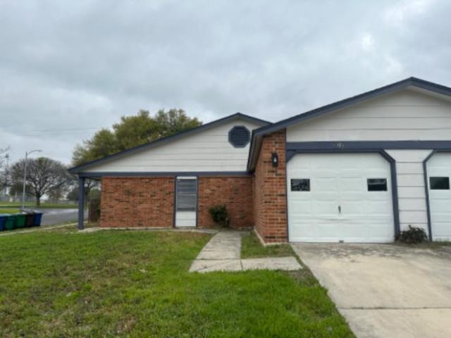 2 Br, 1 bath, Single Family 6303 Waddesdon Wood
