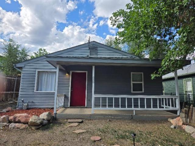 2 Br, 1 bath, Single Family 630 East St