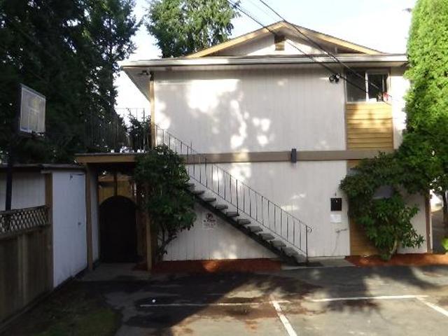 2 Br, 1 bath, Single Family 6321 Broadway Ave