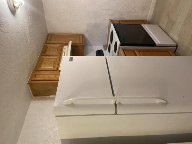 2 Br, 1 bath, Single Family 6 James St