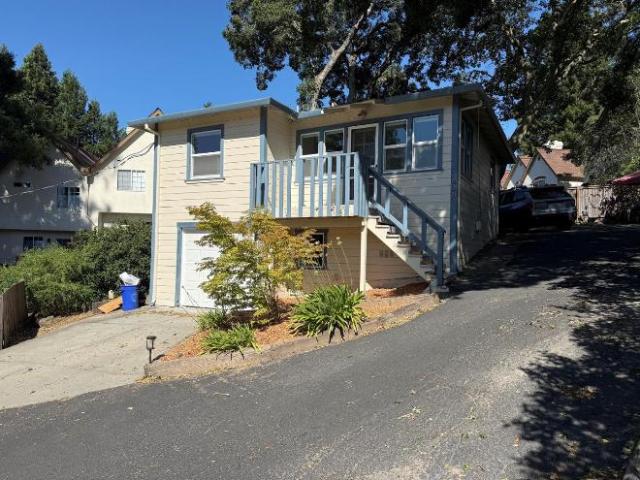 2 Br, 1 bath, Single Family 7606 Bodega Ave