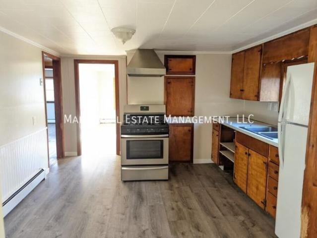 2 Br, 1 bath, Single Family 797 Stillwater Ave