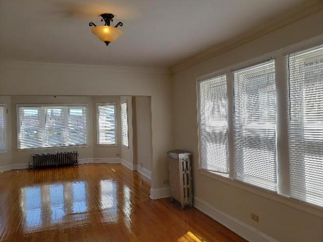 2 Br, 1 bath, Single Family 7944 S Lafayette