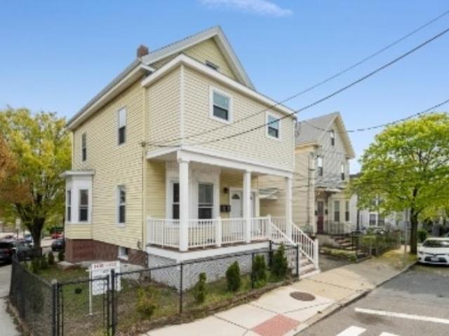 2 Br, 1 bath, Single Family 79 Derby Street
