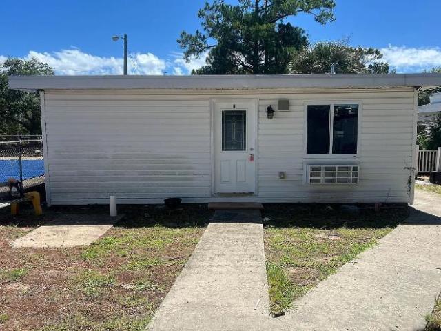 2 Br, 1 bath, Single Family 706 Mitchell Dr