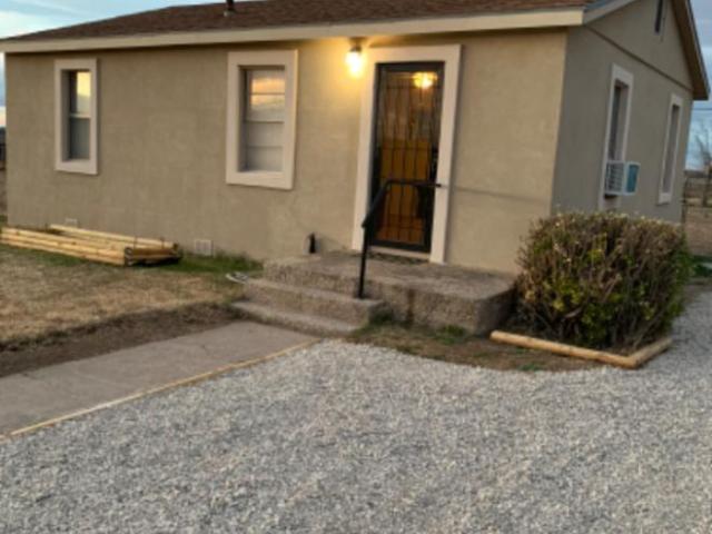 2 Br, 1 bath, Single Family 708 Monterey St